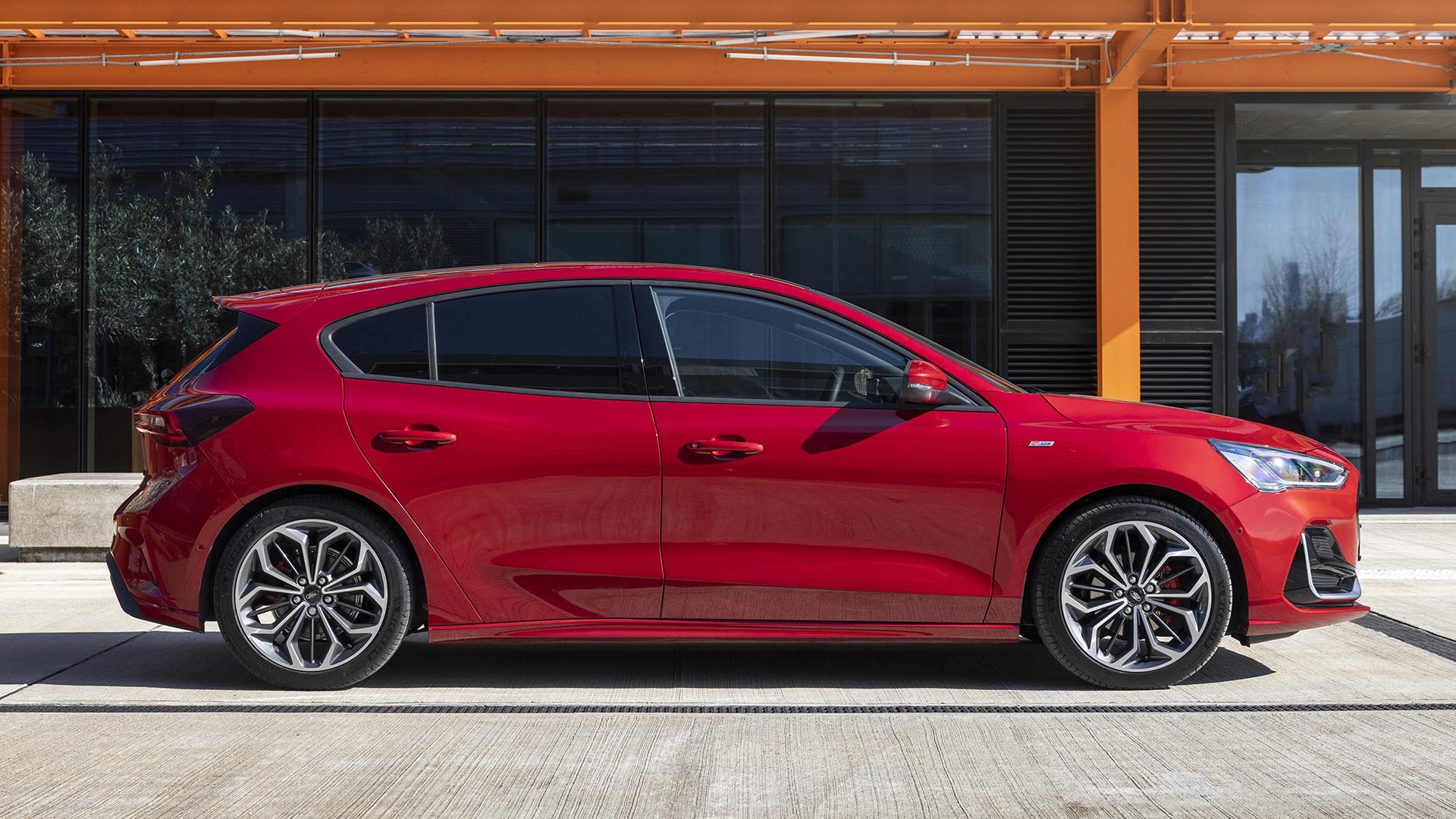 Ford Focus Review & Prices 2023 | AutoTrader UK